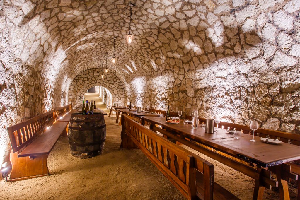 Wine Prague: Chateau GRAND BARI